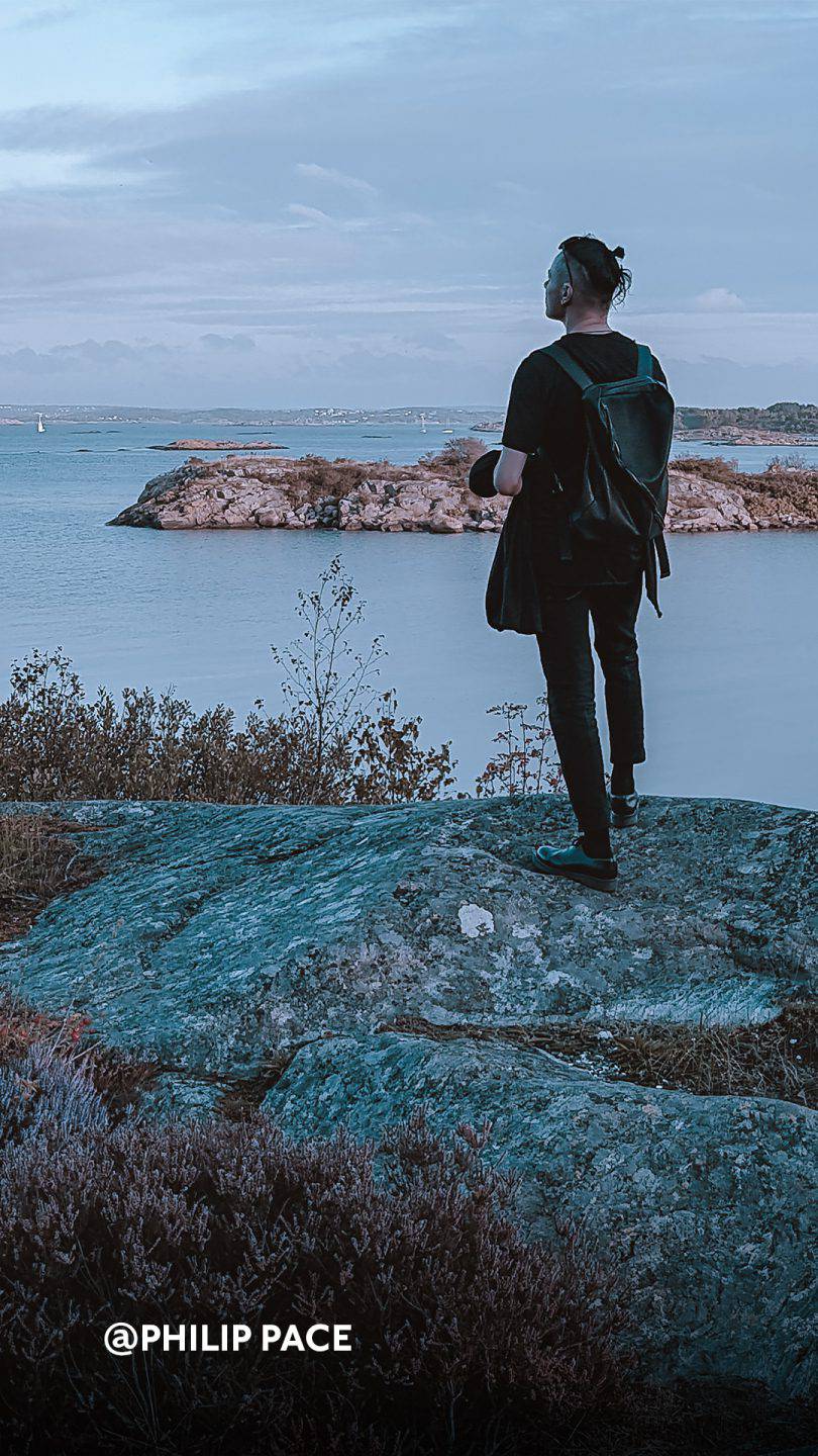 Wanderer above the Sea of Fog